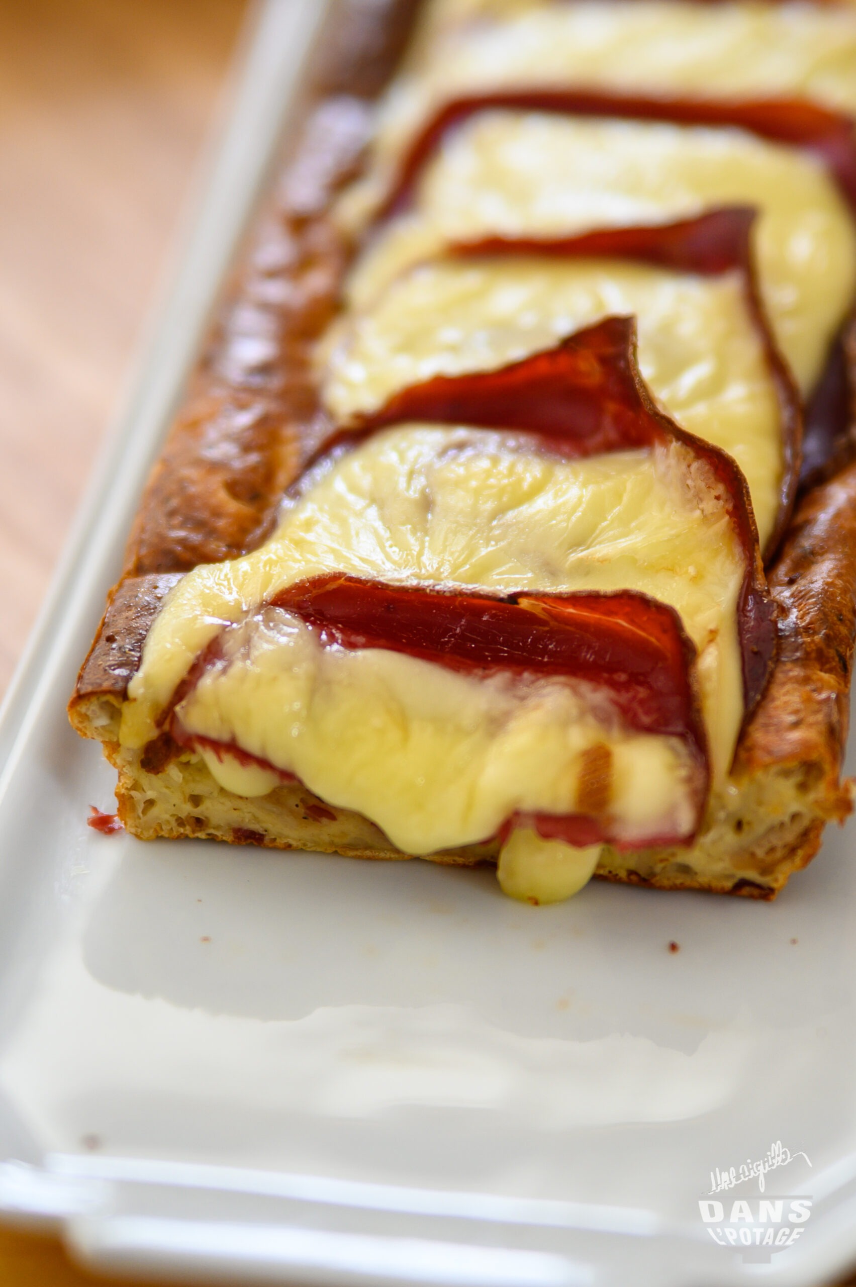 Pudding de pain à la raclette – Une aiguille dans l'potage