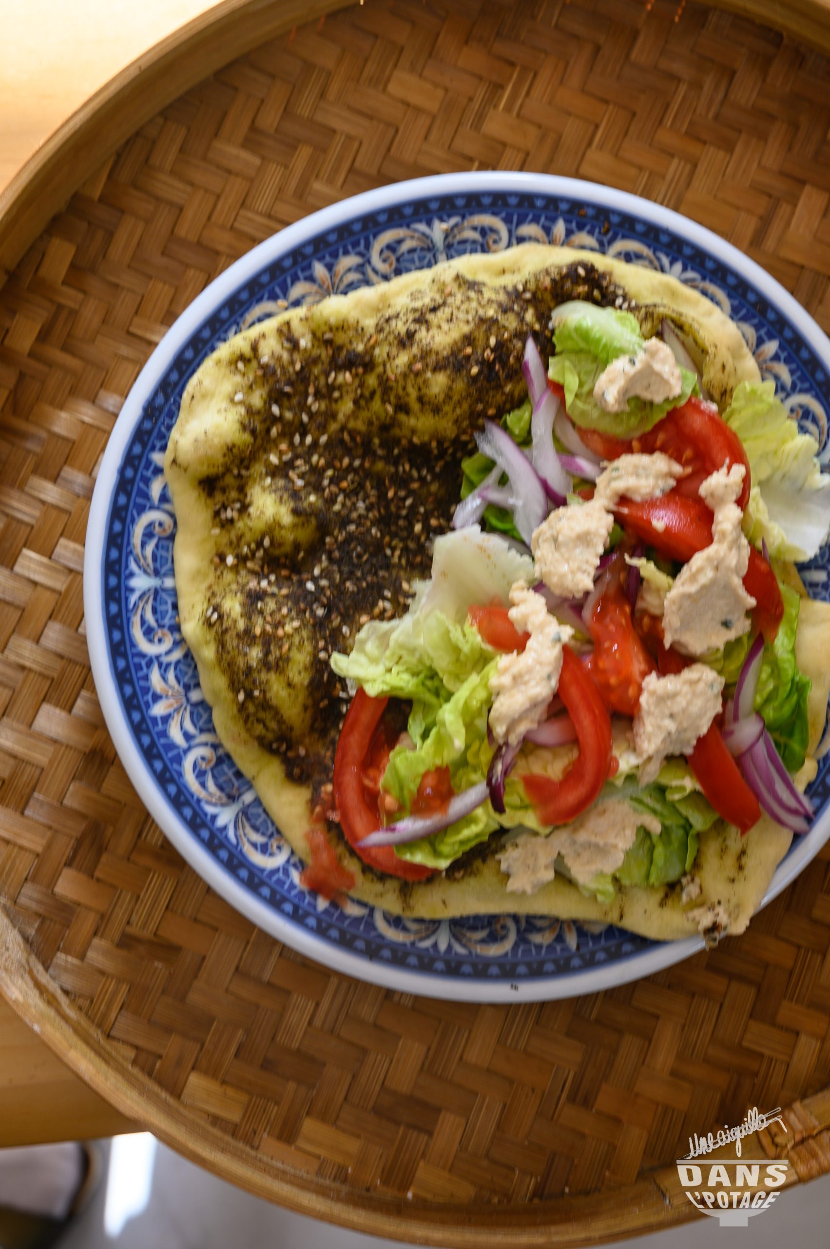 Man'ouché, le pain libanais au za'atar – Une aiguille dans l'potage